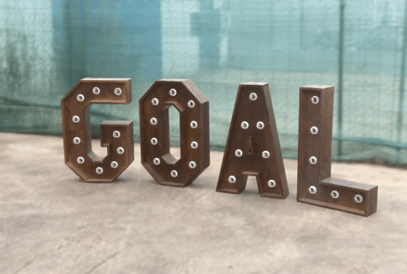 LETRAS DE MADERA CON LUZ - Eventos MilMar